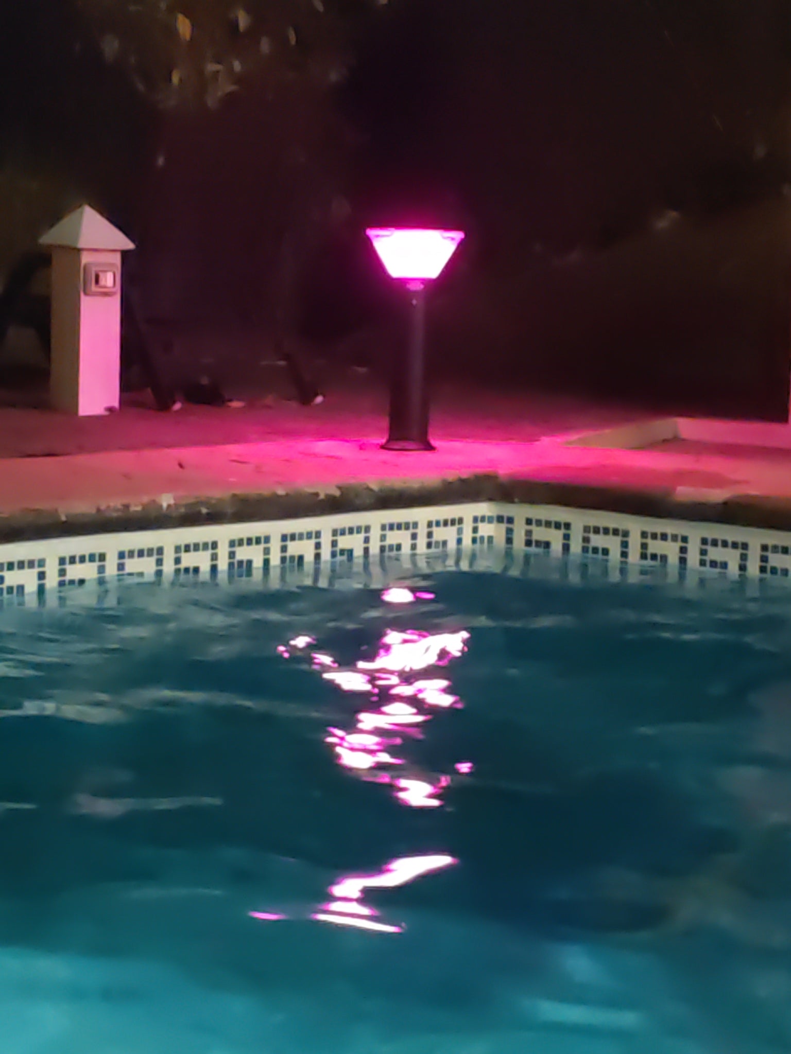 ARKO SOLAR BOLLARD LIGHT – TheSolPatch.com